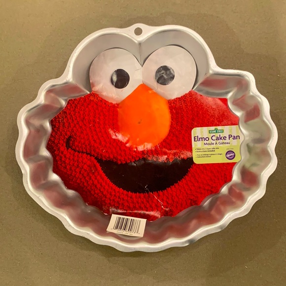 Wilton | Kitchen | Wilton Sesame Street Elmo Cake Pan Mold With Insert ...